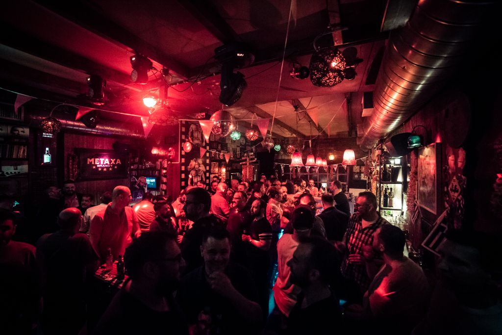 O Dj Silverhook Big Bar Athens 10 06 O Dj Silverhook Big Bar Athens 10 06